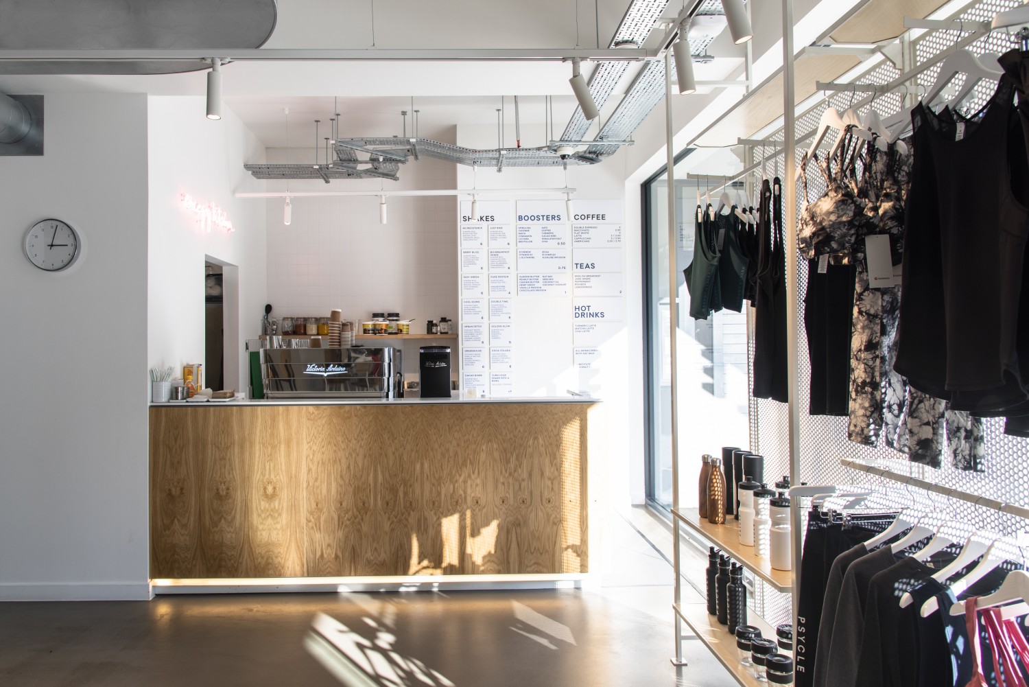 Bruceshaw gets Psycle studios up and running - Informare